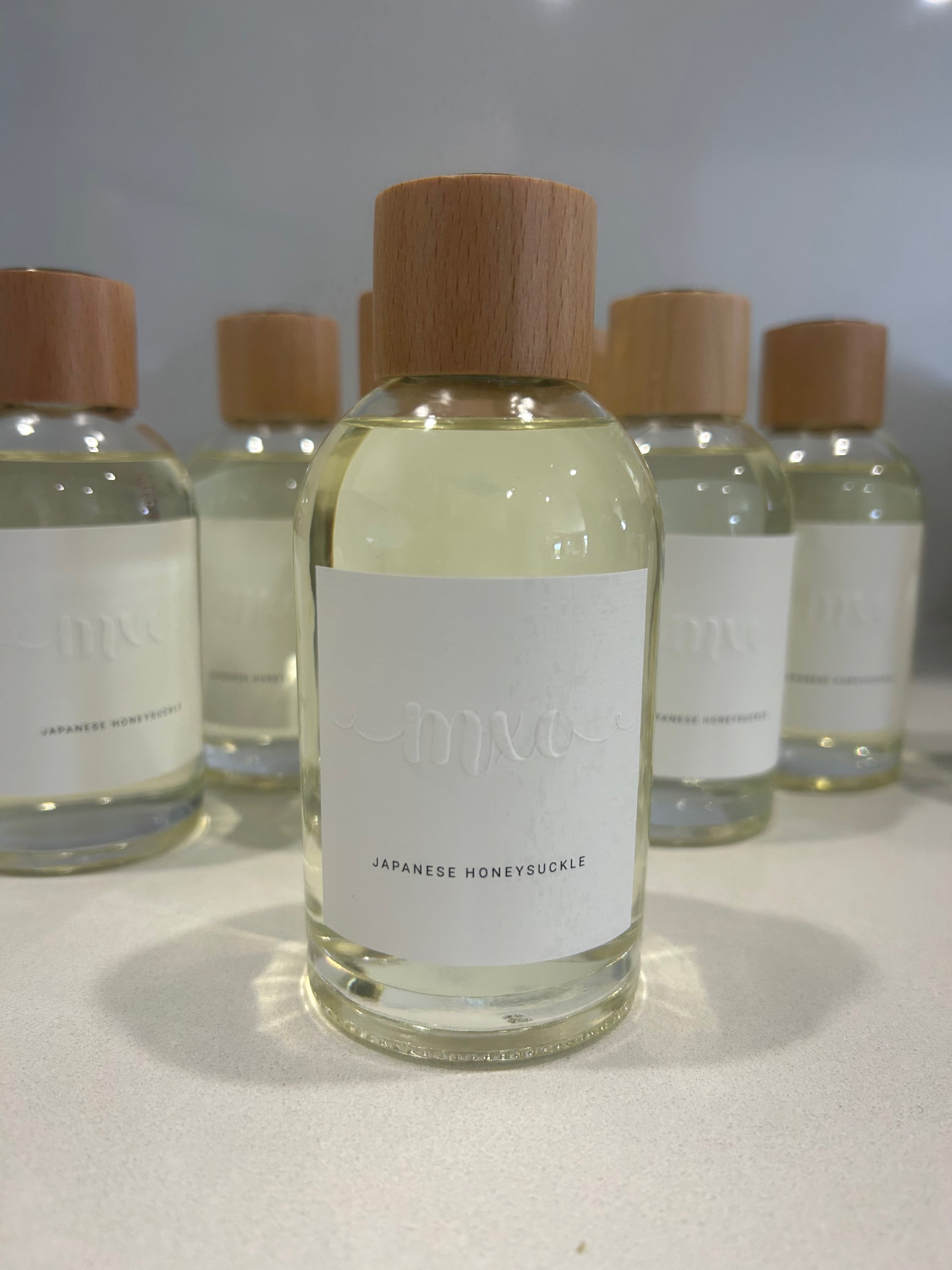 Japanese Honeysuckle Reed Diffuser | MISSXCASE